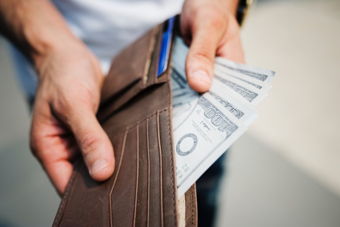 11 Ways To Make Money Outside Of Your 9-5 – The Big Words Blog Site